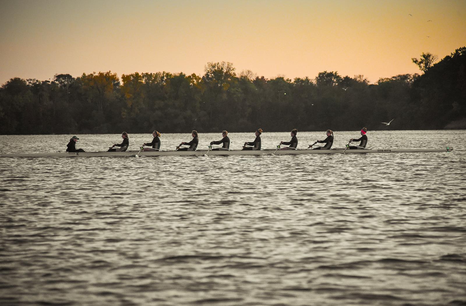 Rowing Wraps Up Fall Competition at Head of the Hooch - Eastern ...