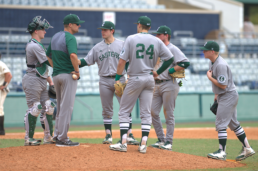 Baseball Wraps Up Spring Break Trip with Five Games in Four Days ...