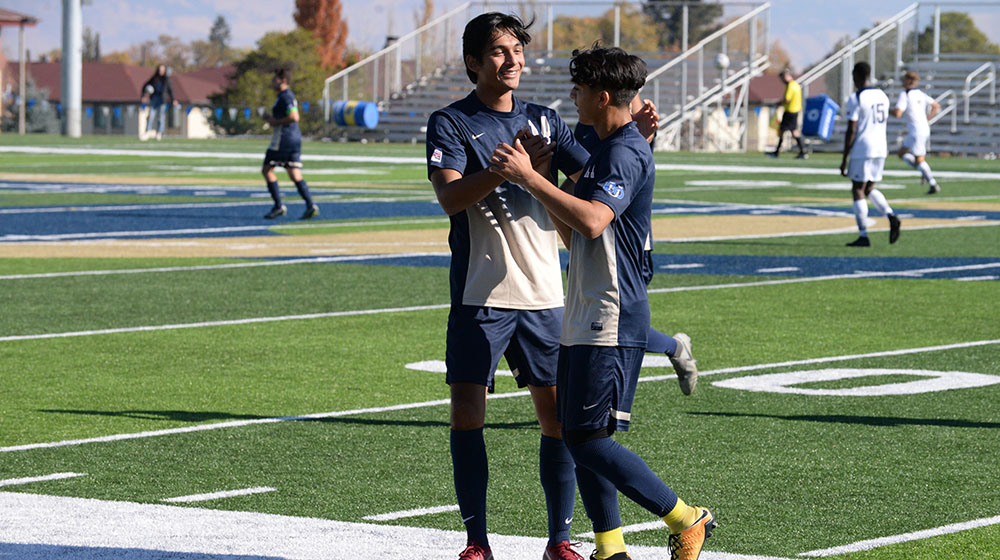 Carlos Solorio - Men's Soccer - Eastern Oregon University Athletics