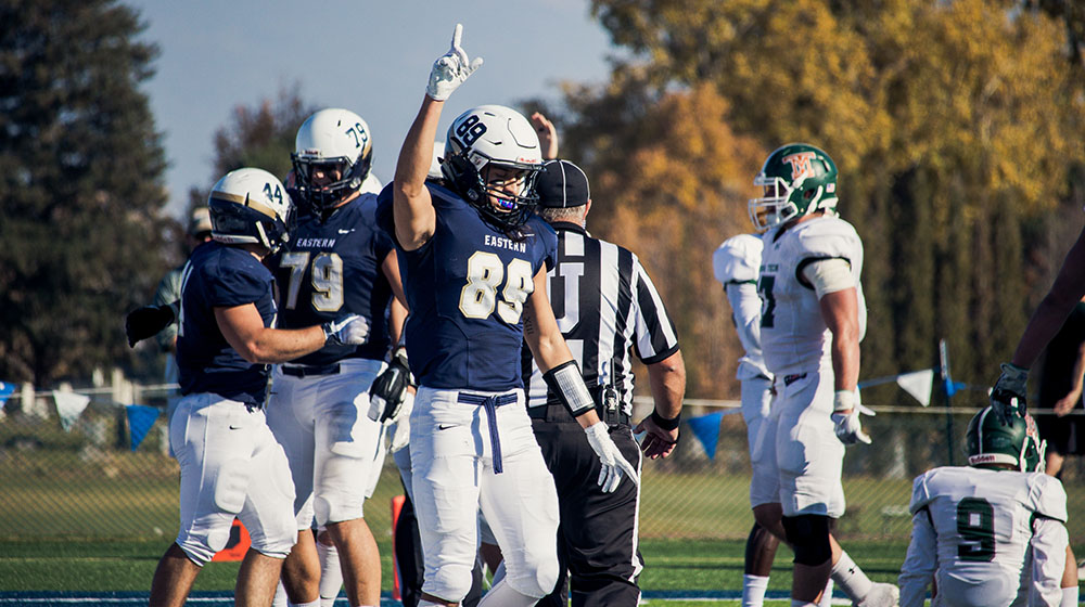 Nico Chavez - Football - Eastern Oregon University Athletics
