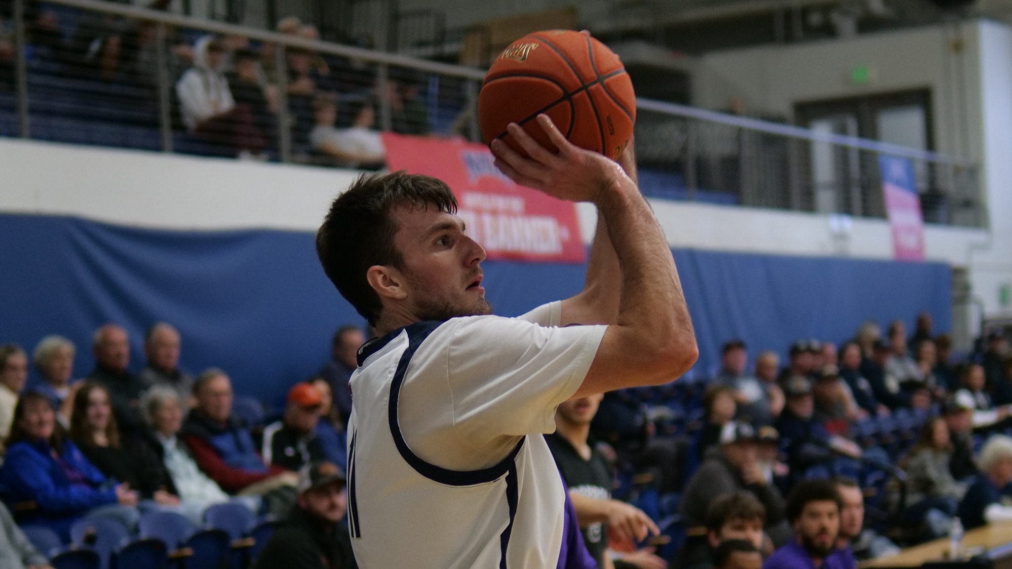 Adam Orr - Men's Basketball - Eastern Oregon University Athletics