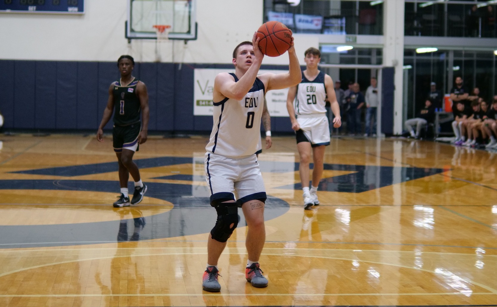 Yotes Escape the Mounties in Men's Basketball Rematch - Eastern Oregon ...