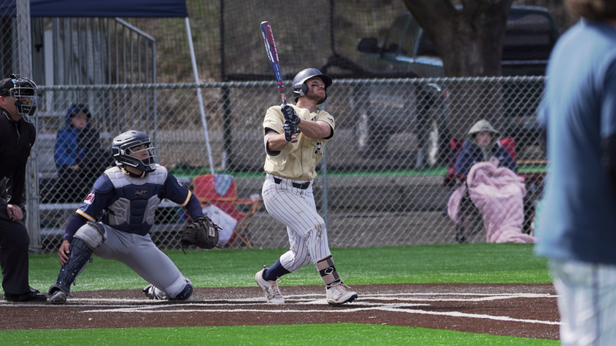 Thunderbirds Outlast Mounties in High Scoring Sunday Doubleheader - Eastern Oregon University ...