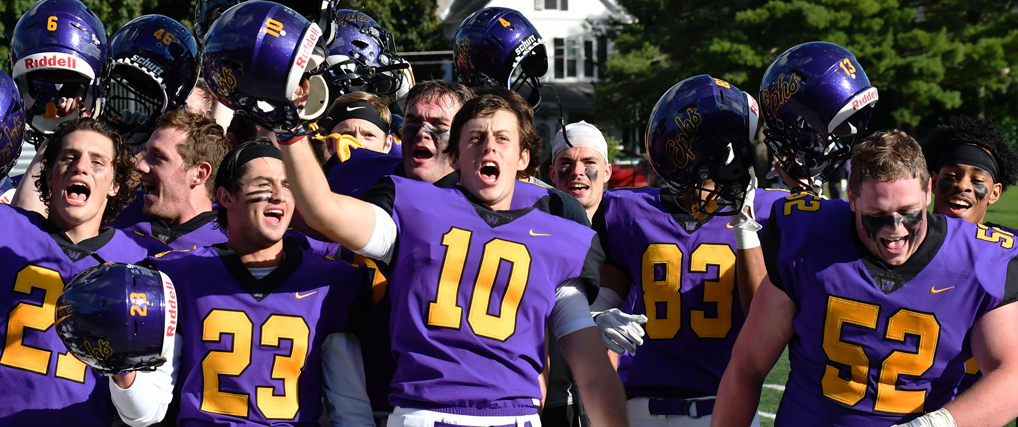 Williams Moves To 3-0 With 21-16 Victory Over Trinity - Williams College