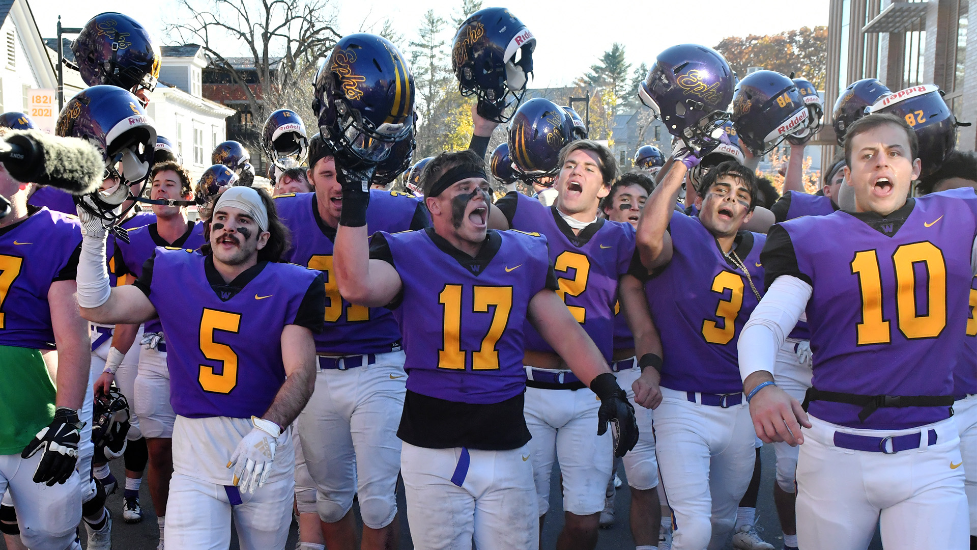 Ephs Beat Wesleyan 25-0 in Homecoming Game to Advance to 8-0 - Williams ...