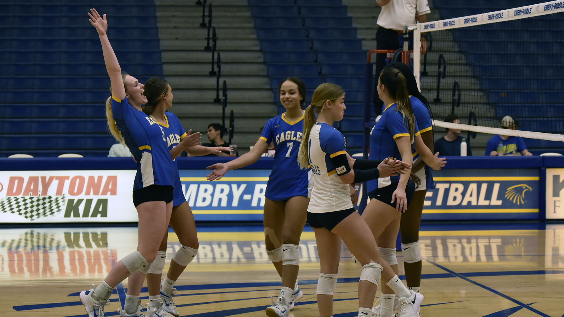 Eagle Volleyball Downs Florida Southern in Three - Embry-Riddle ...