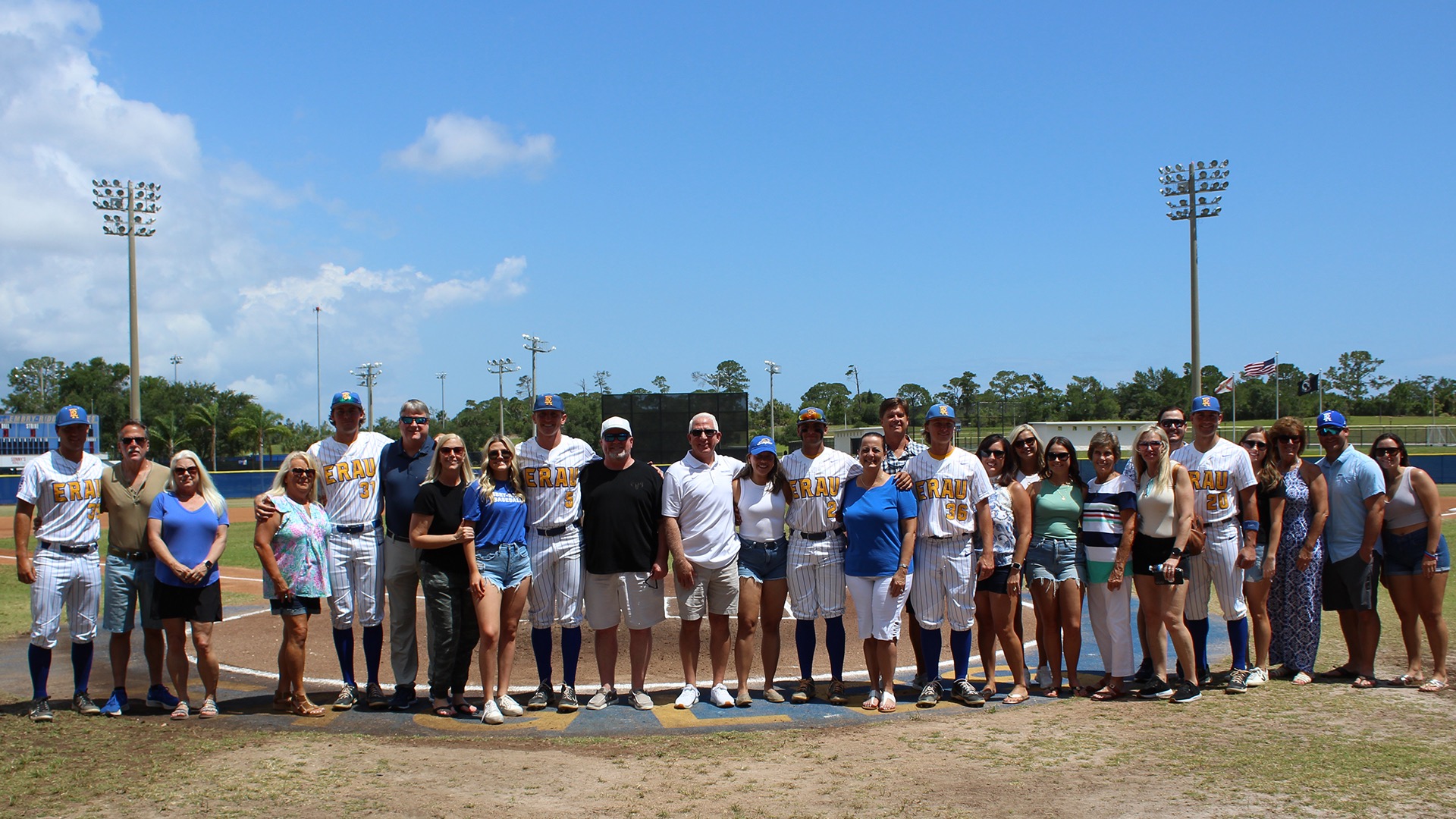 Baseball Concludes 2023 with Sweep of No. 3 Rollins on Senior Day ...