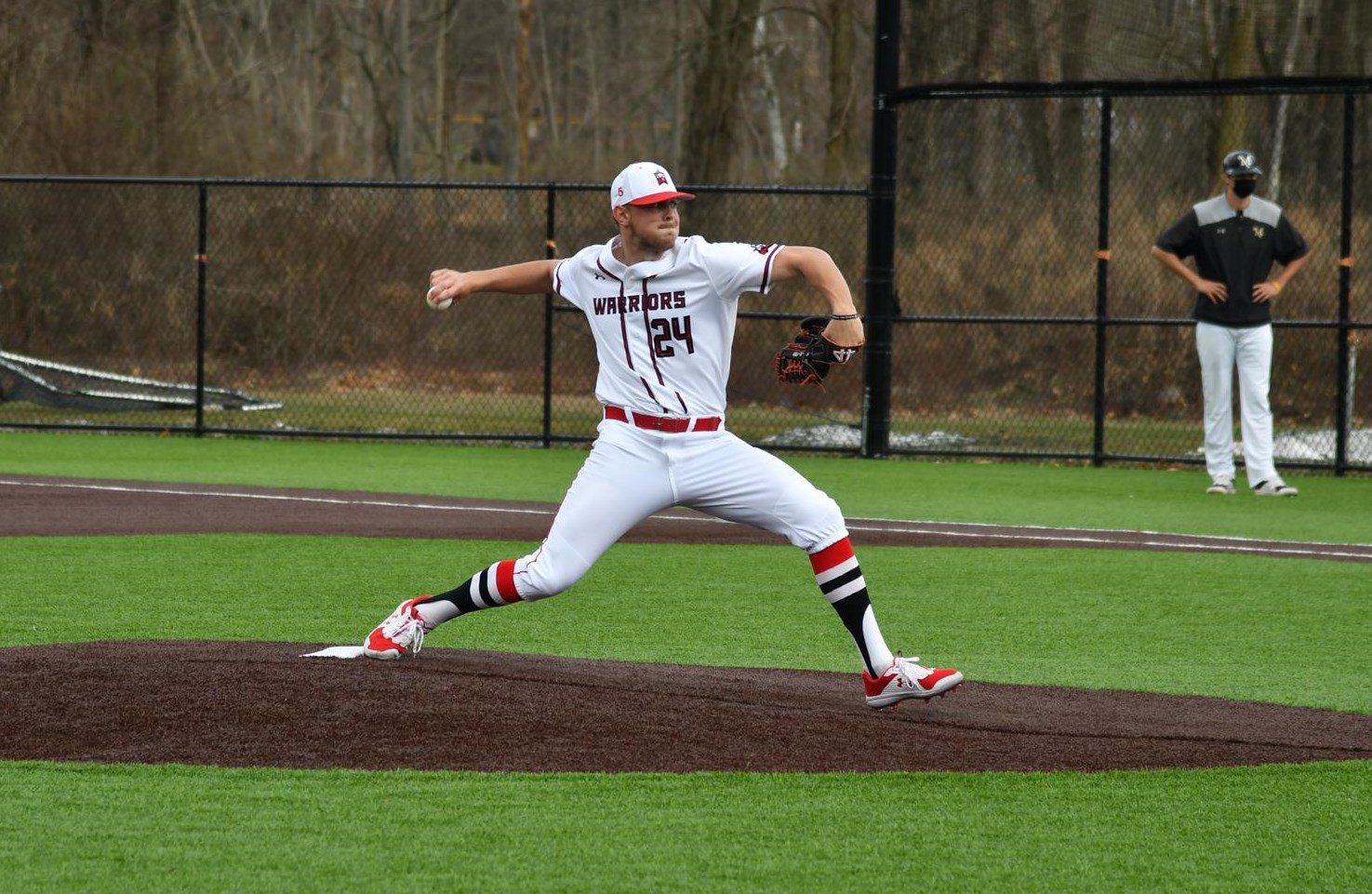 Nowak Tosses No-Hitter in Game One as Baseball Splits Twin Bill Against ...