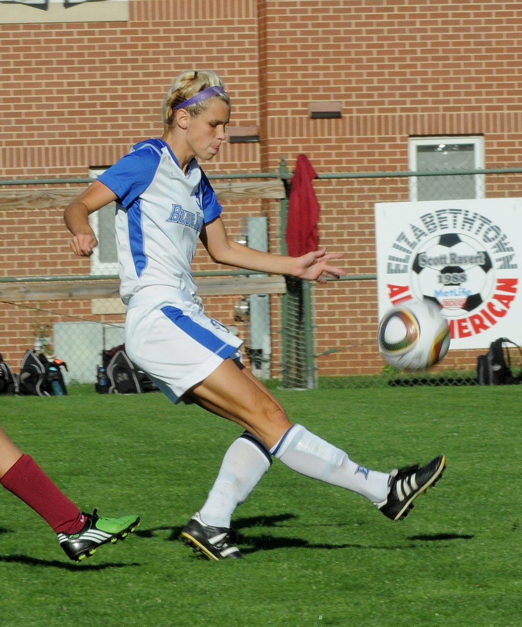 Amy Bunting - Women's Soccer - Elizabethtown College Athletics