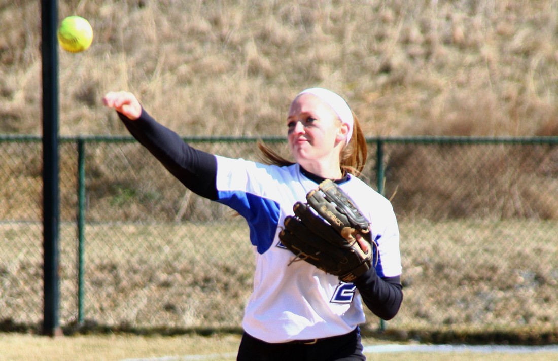 Lindsey Cooper - Softball - Elizabethtown College Athletics