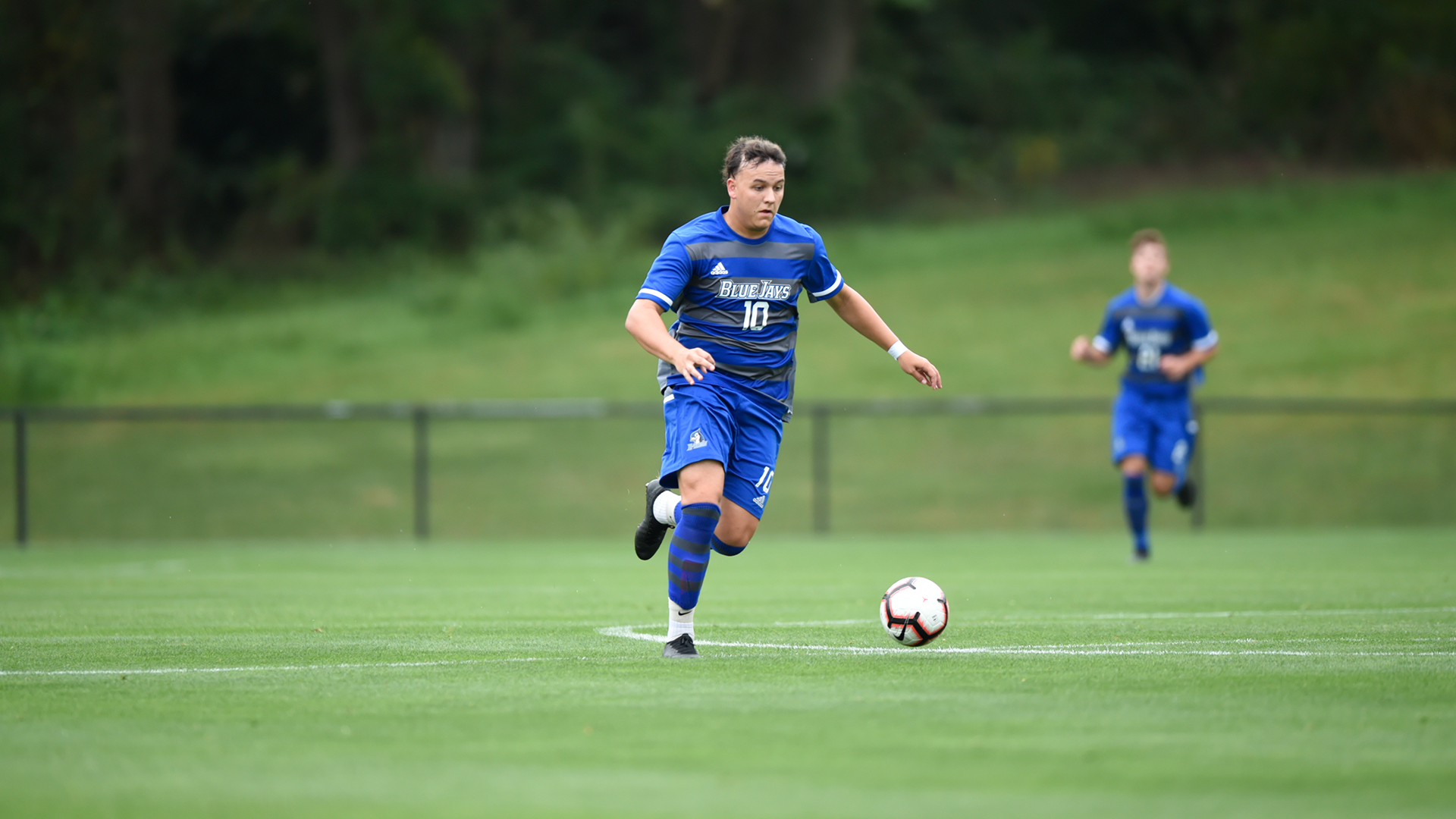Men's Soccer Cruises Past Chargers - Elizabethtown College Athletics