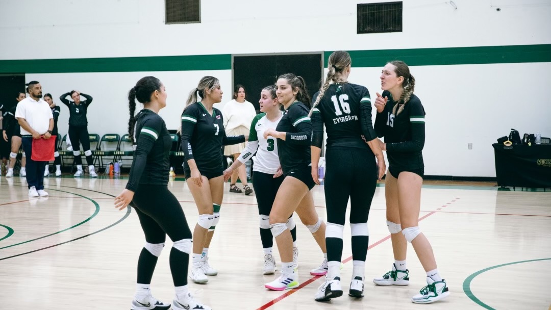 Geoducks Sweep Warner Pacific and End Losing Streak - Evergreen State ...