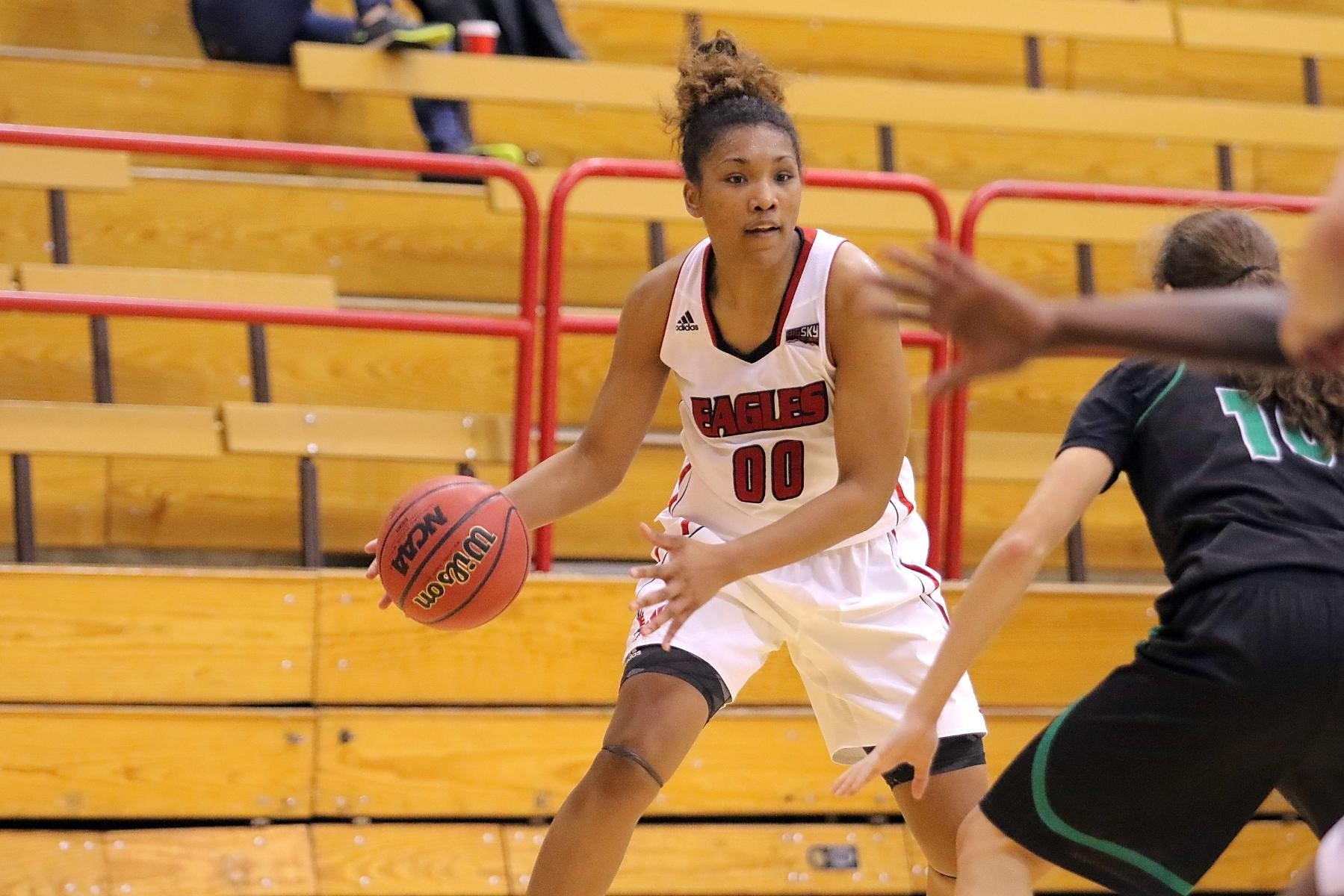 Looks to Its Leaders as Practices Begin - Eastern Washington University ...