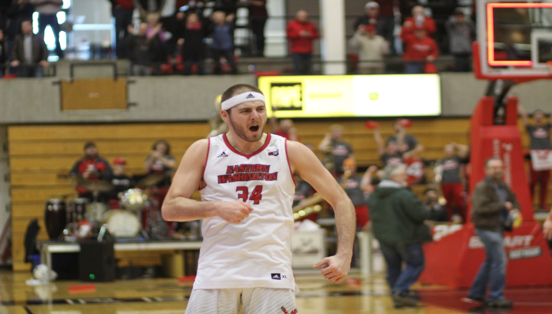Jesse Hunt - 2018-19 - Men's Basketball - Eastern Washington University ...