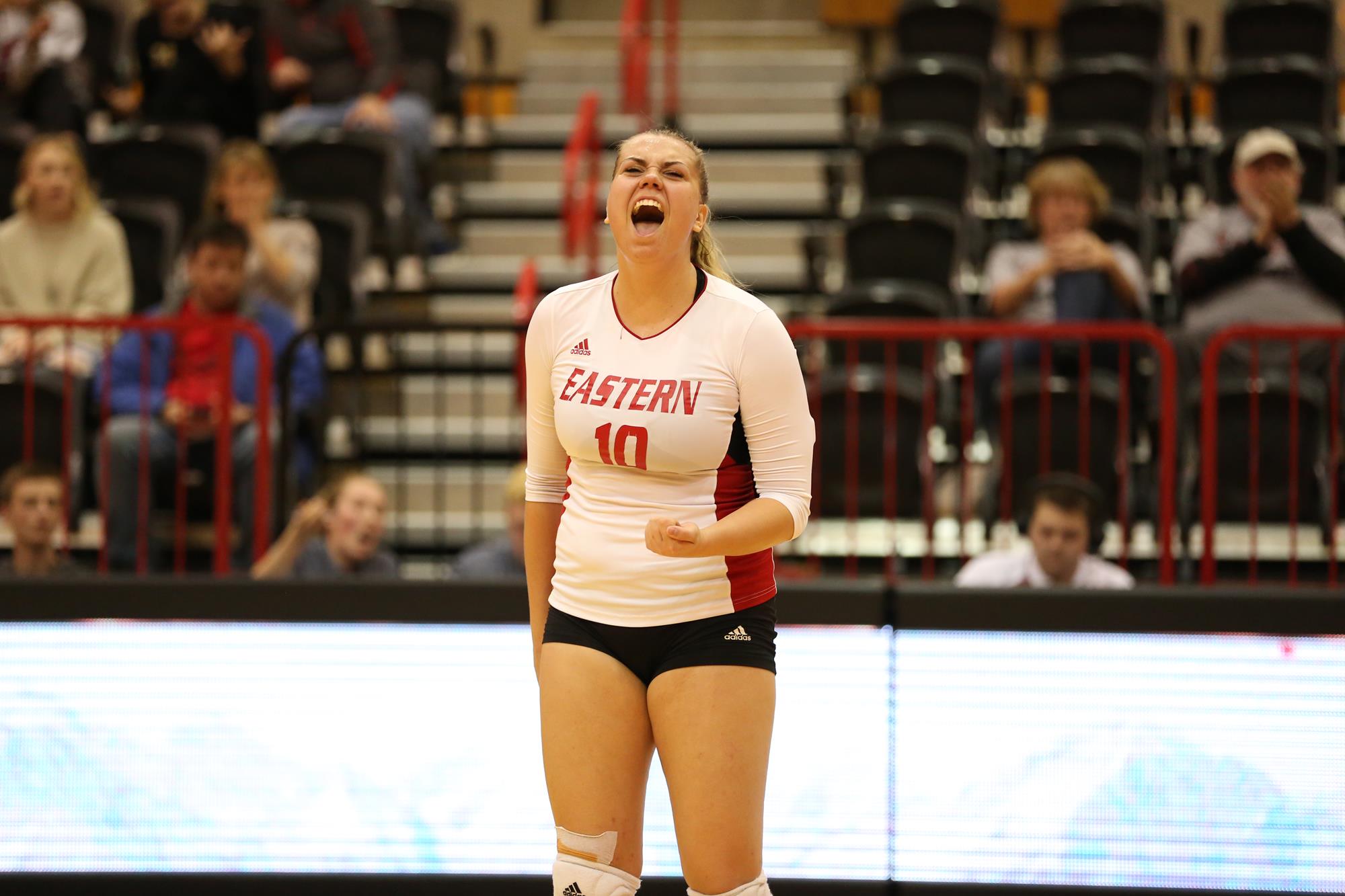 MaKenna Davis - 2019 - Women's Volleyball - Eastern Washington ...