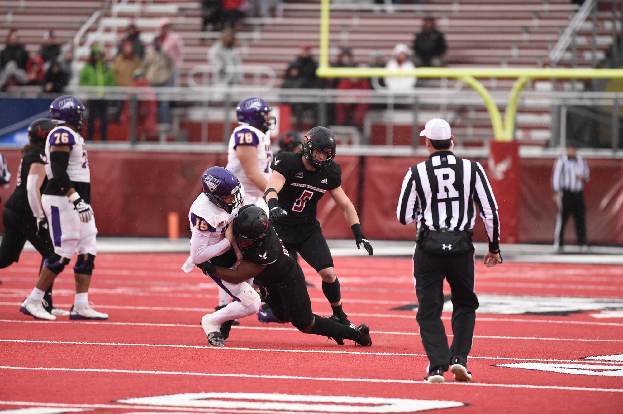 Eastern Washington Advances to the Second Round of the FCS Playoffs ...