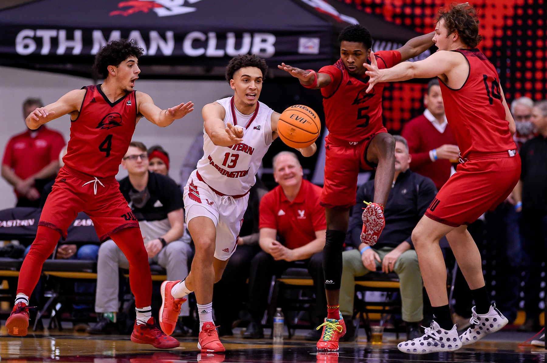 Men’s Basketball Plays Final 2021 Home Game at Reese Court - Eastern ...