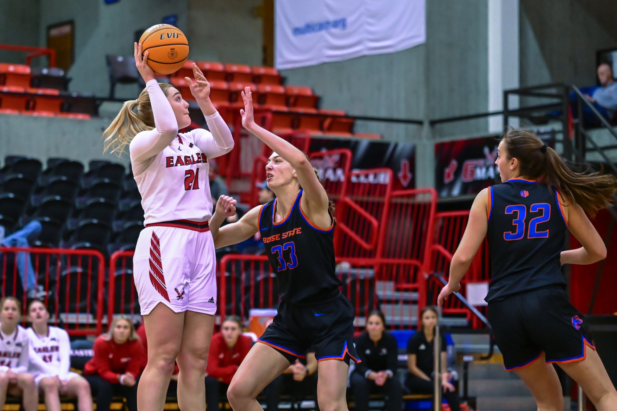 Milly Knowles - 2023-24 - Women's Basketball - Eastern Washington ...
