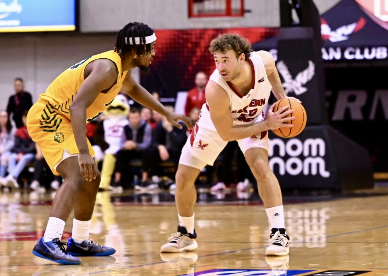 Ellis Magnuson - 2023-24 - Men's Basketball - Eastern Washington ...