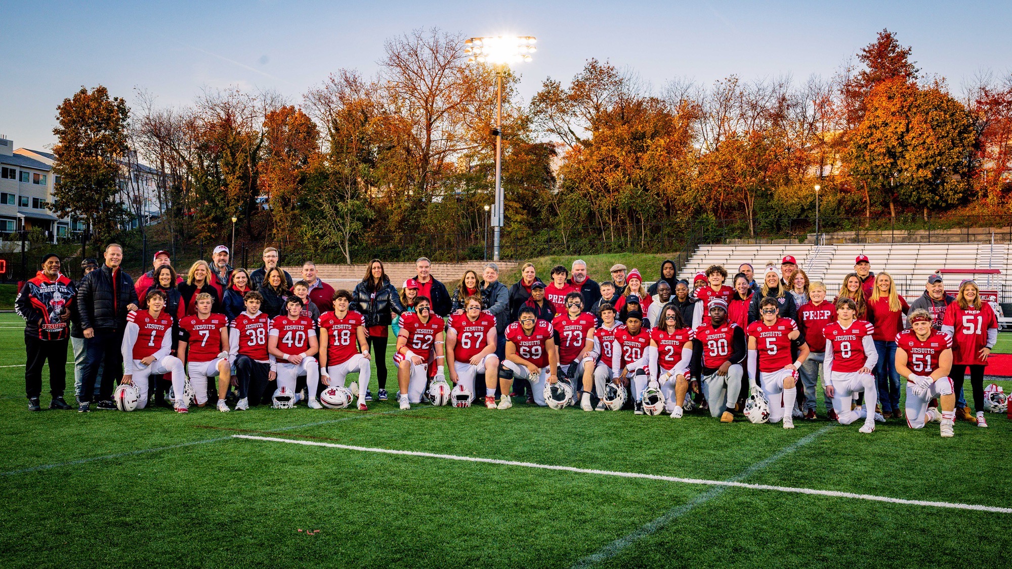 Prep football celebrates senior night with 7th straight victory ...