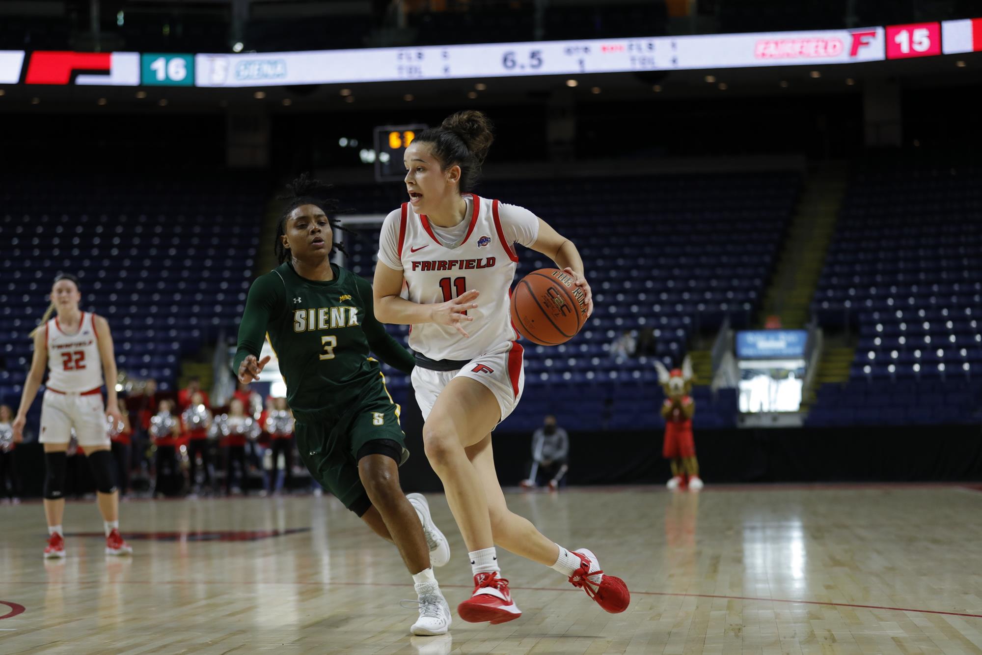 Lou Lopez-Senechal - Women's Basketball - Fairfield University Athletics