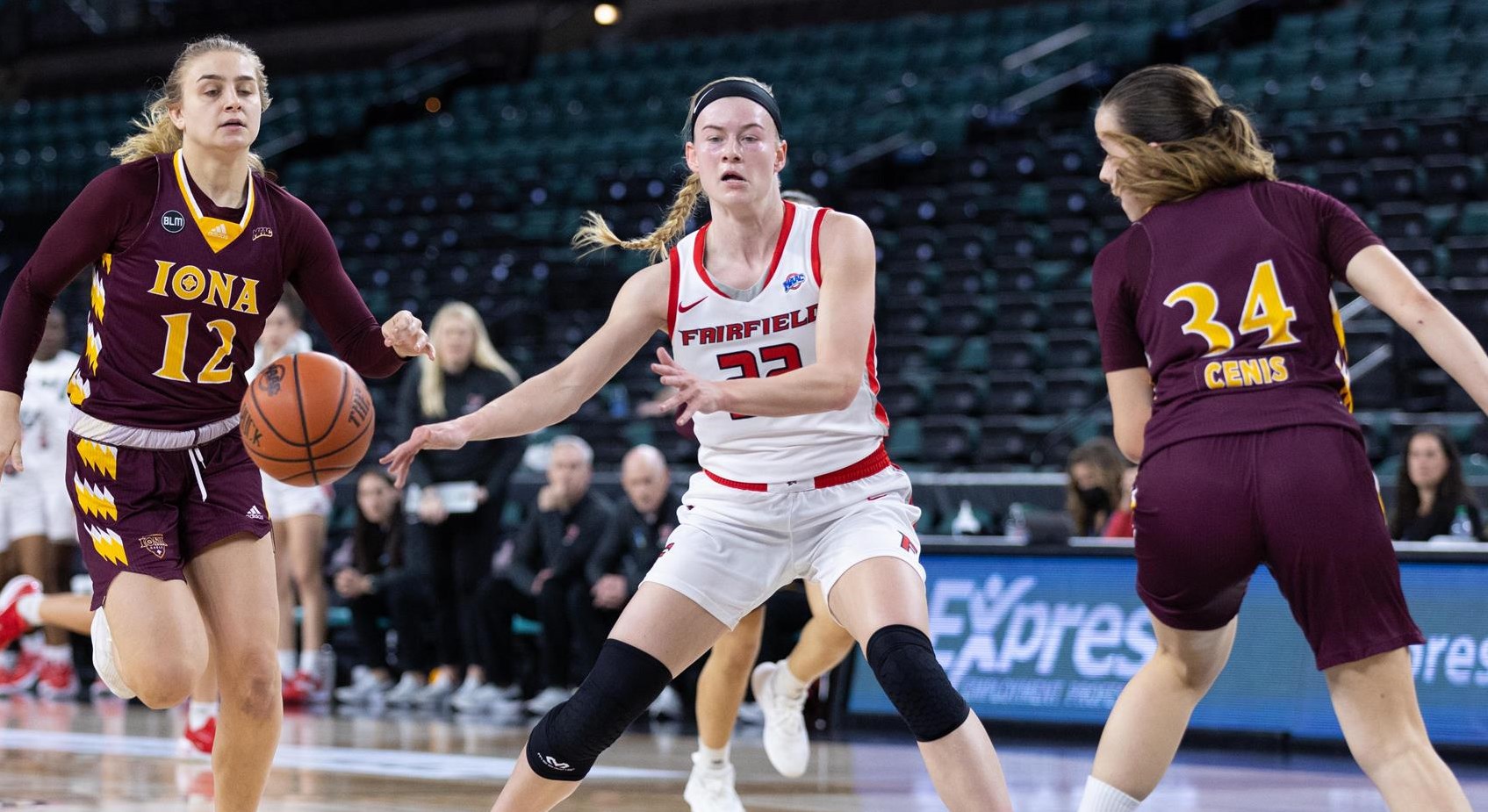 Rachel Hakes - Women's Basketball - Fairfield University Athletics
