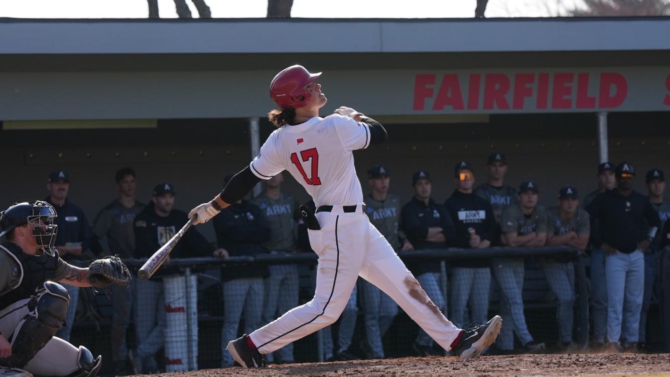 Bats Power Stags to Two Wins - Fairfield University Athletics