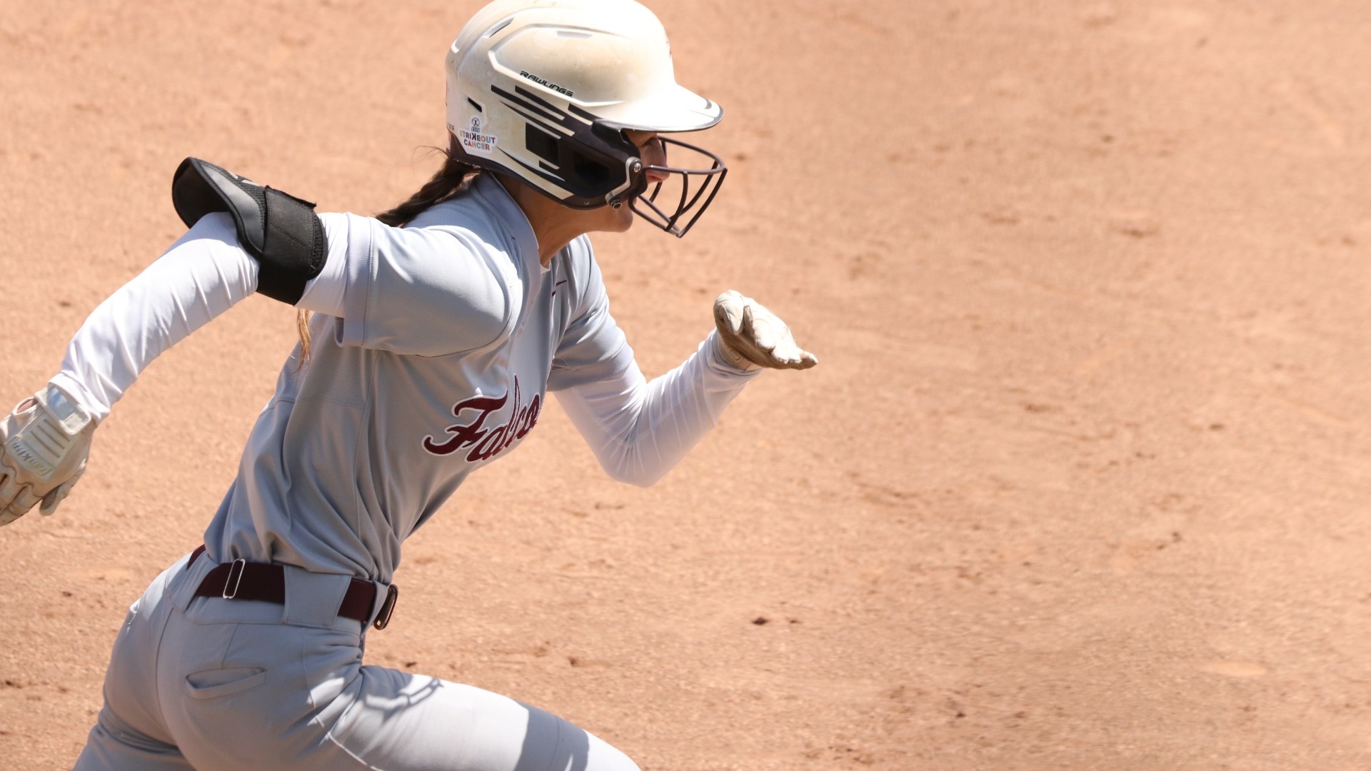 Softball Uses Strong Pitching and Hot Bats in Sweep of West Virginia ...