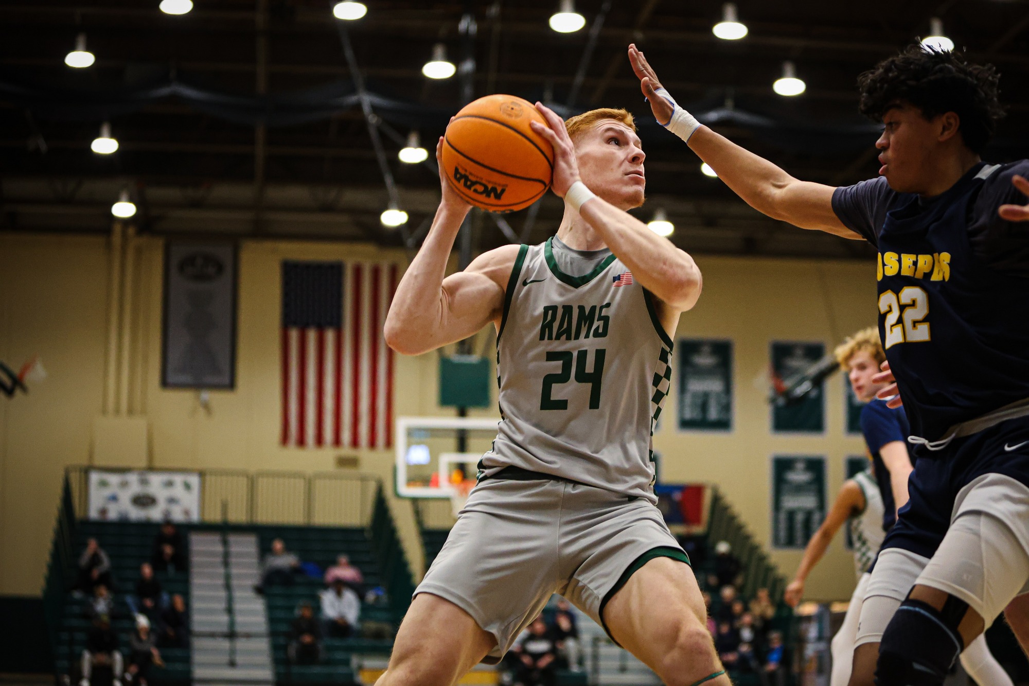 Men's Basketball Wins 16th Straight, Improves to 20-1 with Triumph at ...