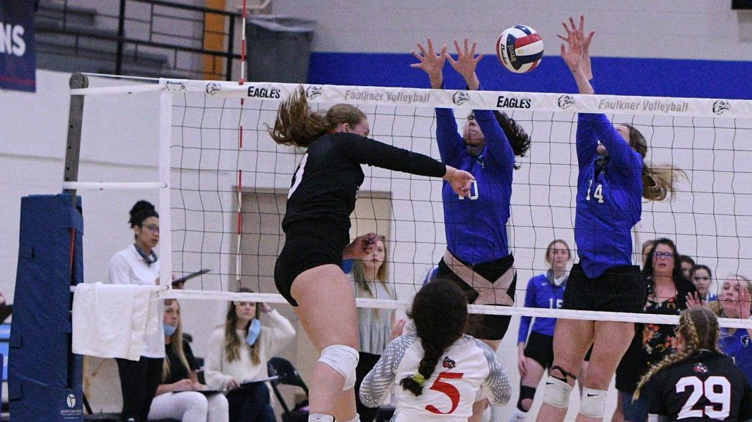 Alexis McInroy - 2022 - Women's Volleyball - Faulkner University