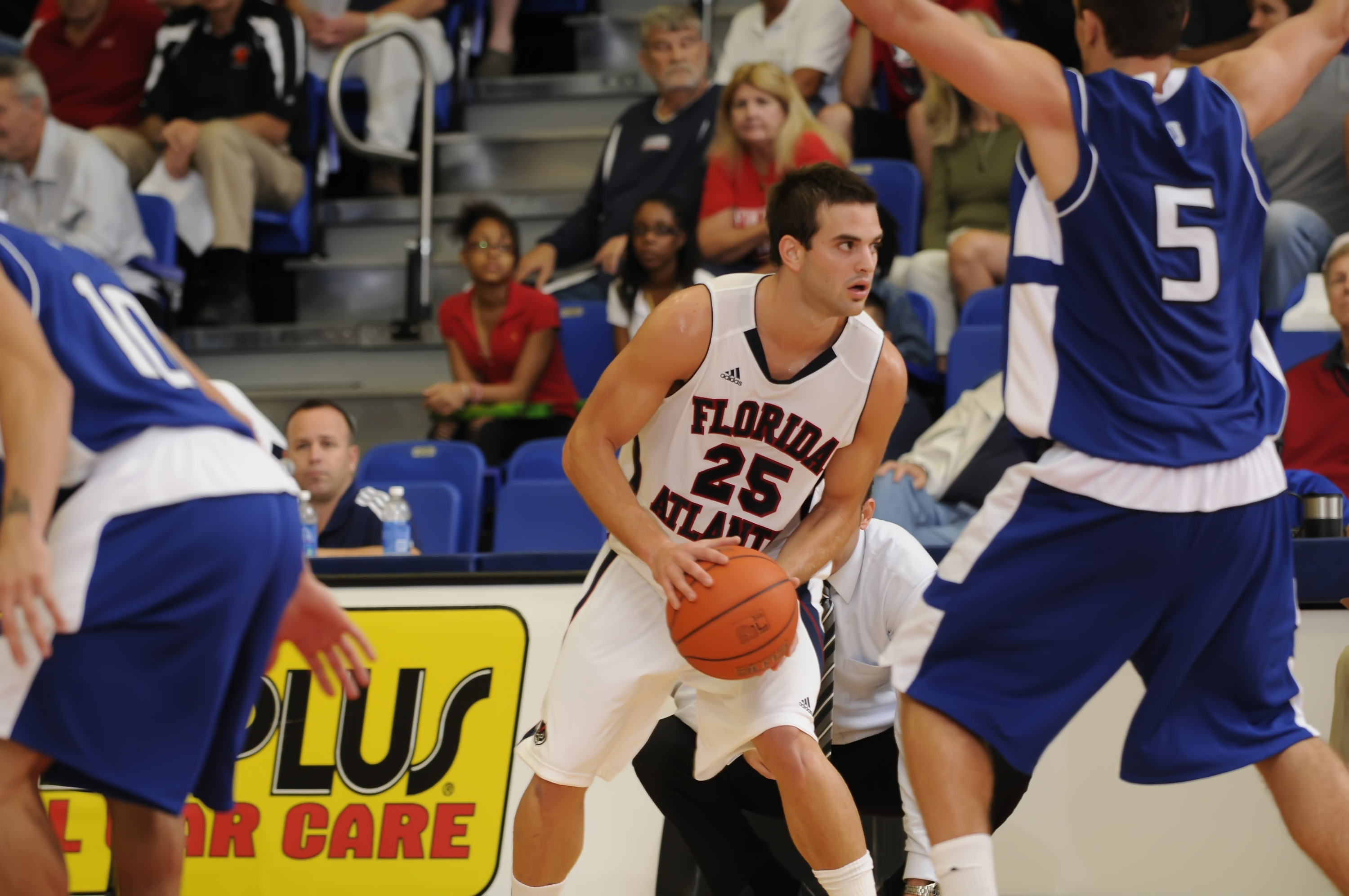 Where Are They Now - Pablo Bertone - Florida Atlantic University Athletics