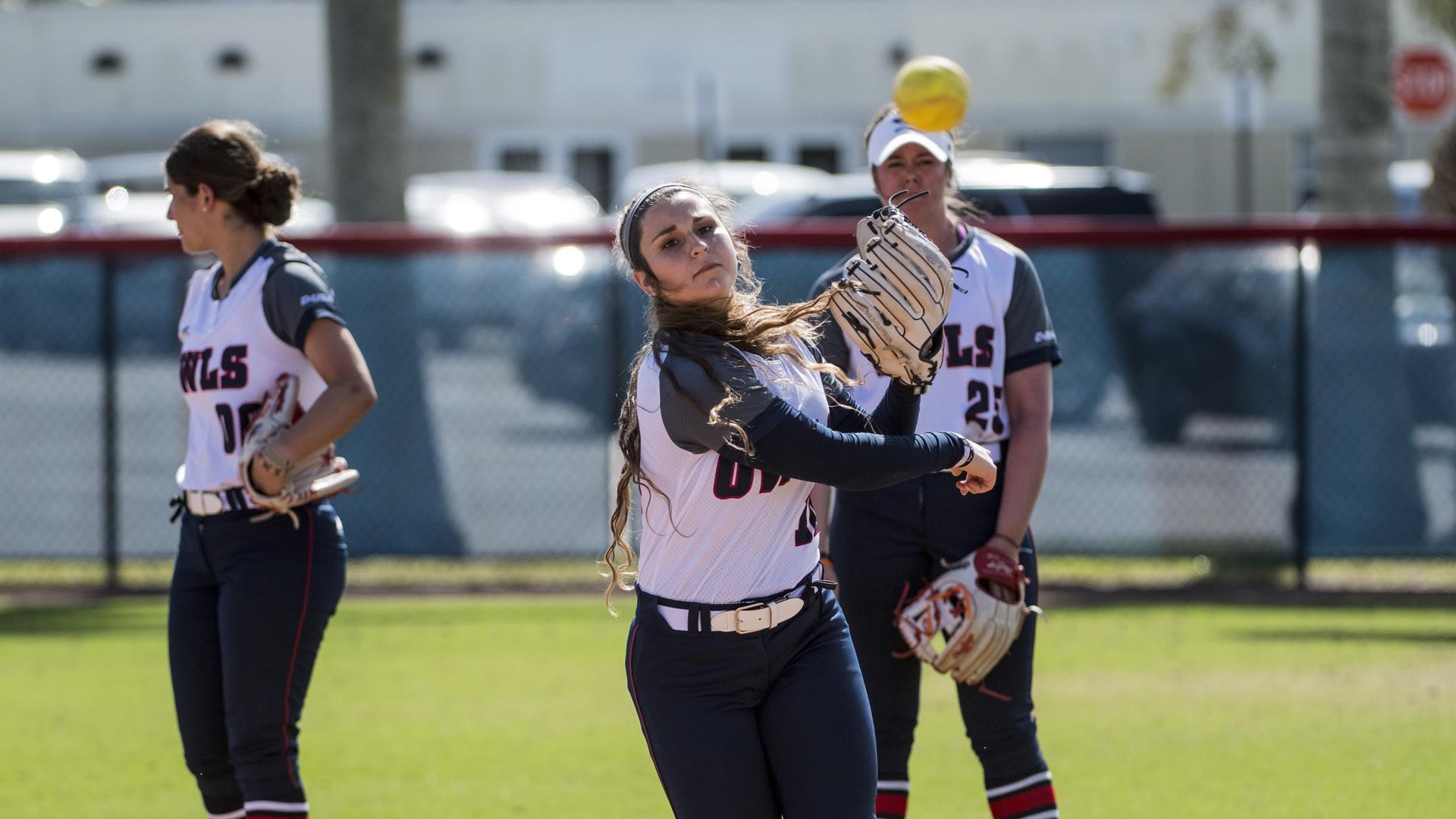 Carolyn Rosa - Softball - Florida Atlantic University Athletics