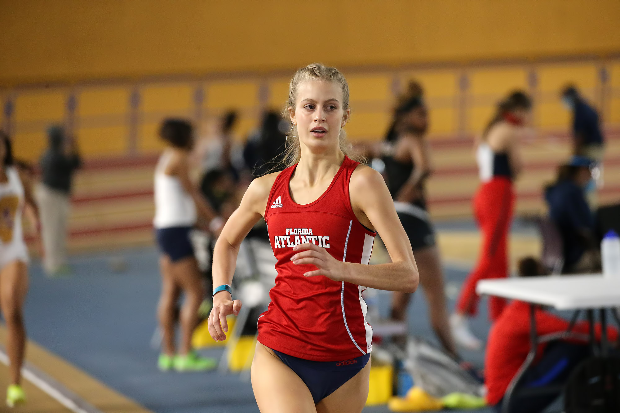 Anaiis Scheeres - Women's XC/Track & Field - Florida Atlantic ...