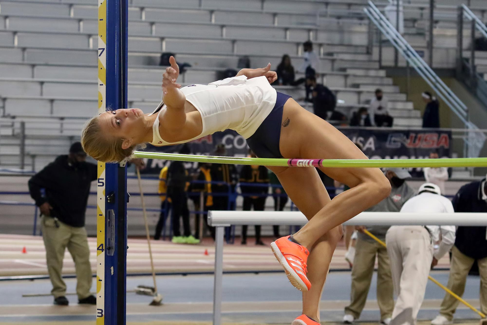Anaiis Scheeres - Women's XC/Track & Field - Florida Atlantic ...