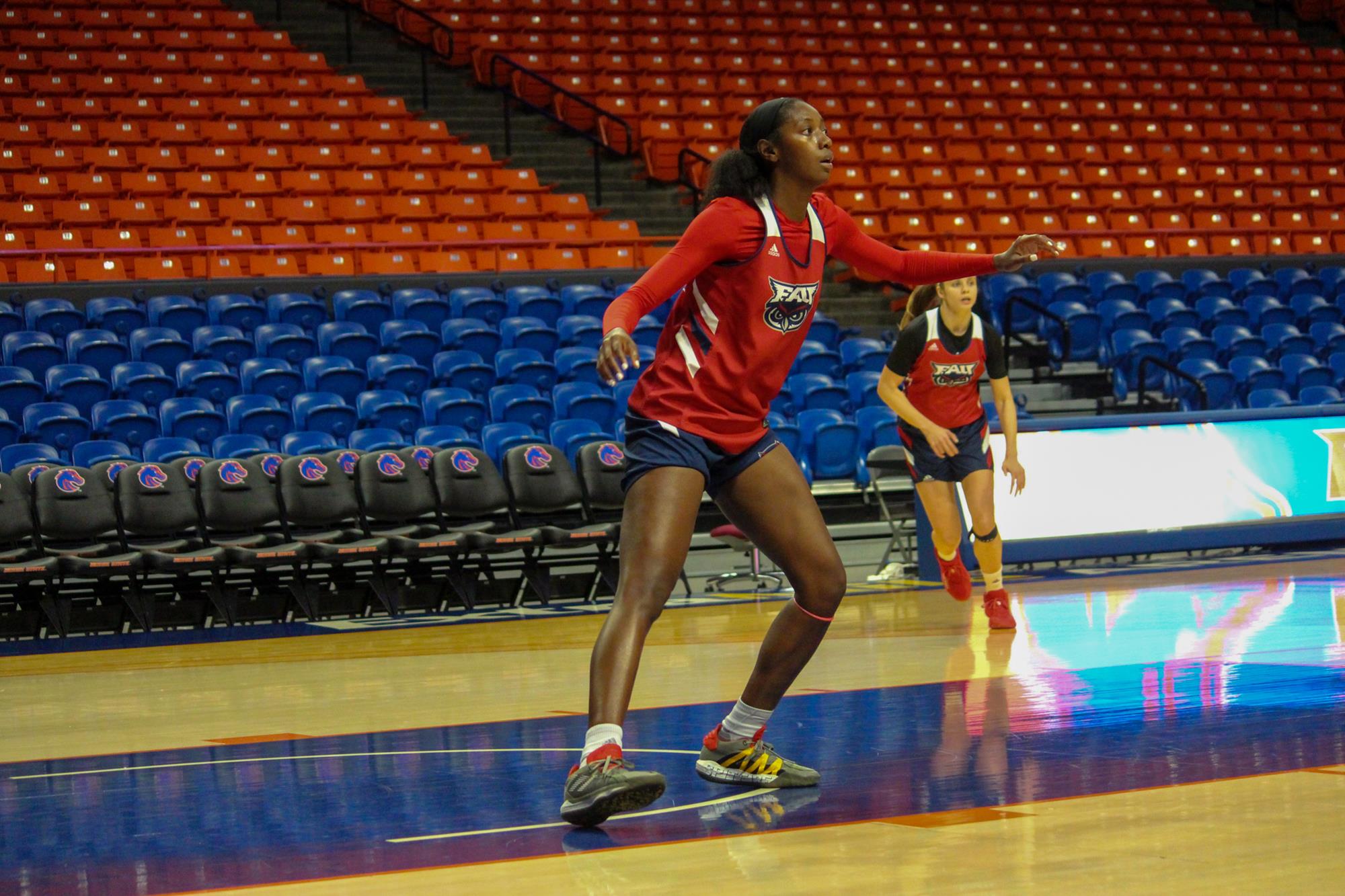 Amber Gaston - Women's Basketball - Florida Atlantic University Athletics