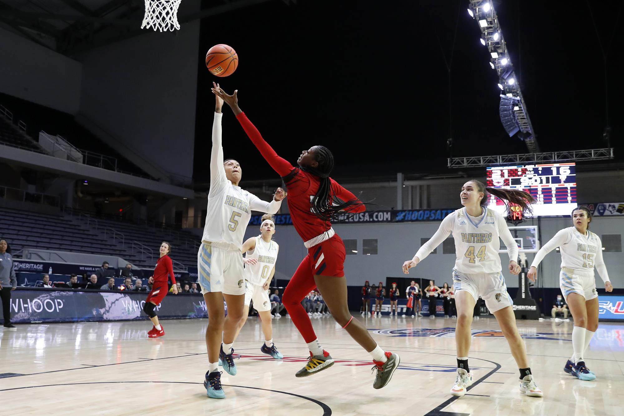 Amber Gaston - Women's Basketball - Florida Atlantic University Athletics