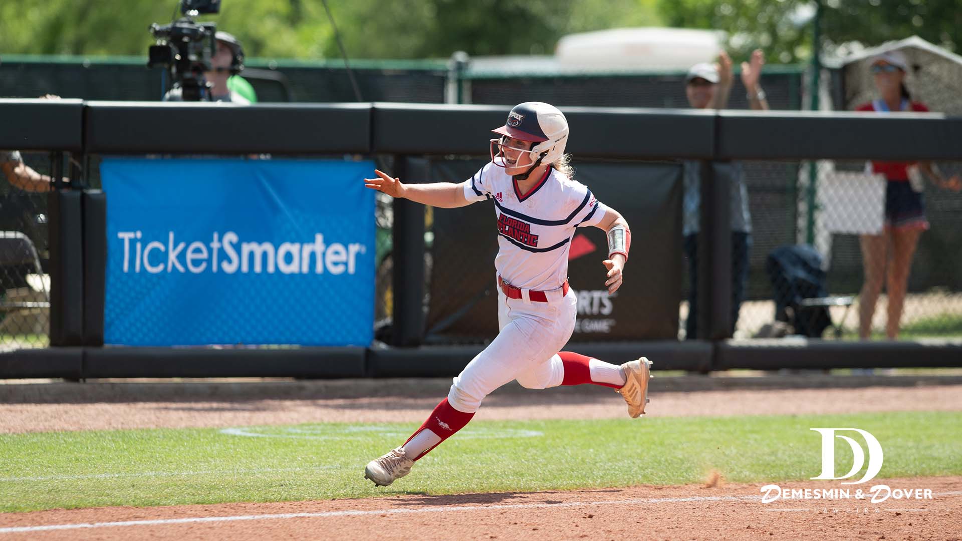 Kaitlyn Cunningham - Softball - Florida Atlantic University Athletics
