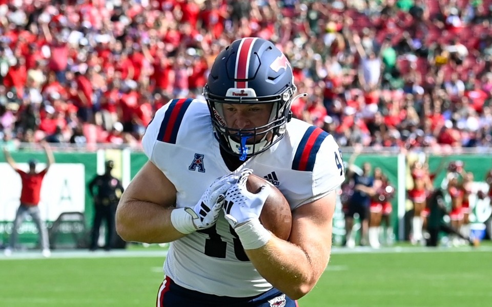Zeke Moore - Football - Florida Atlantic University Athletics