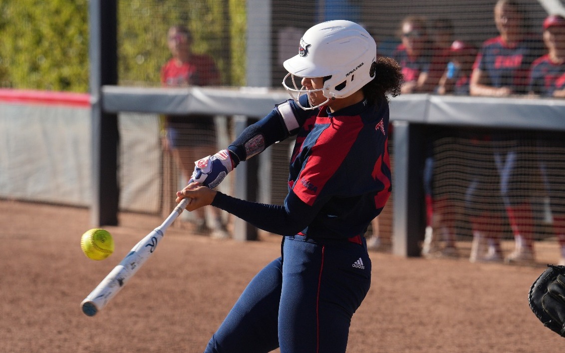 Zoey Jones - Softball - Florida Atlantic University Athletics