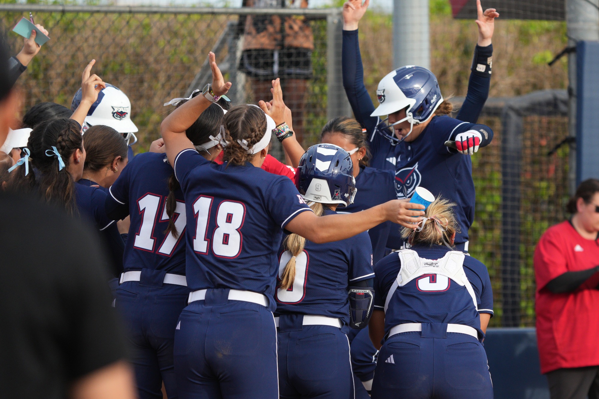 Owls Roll Past Michigan and Seton Hall in Last Day of Joan Joyce ...