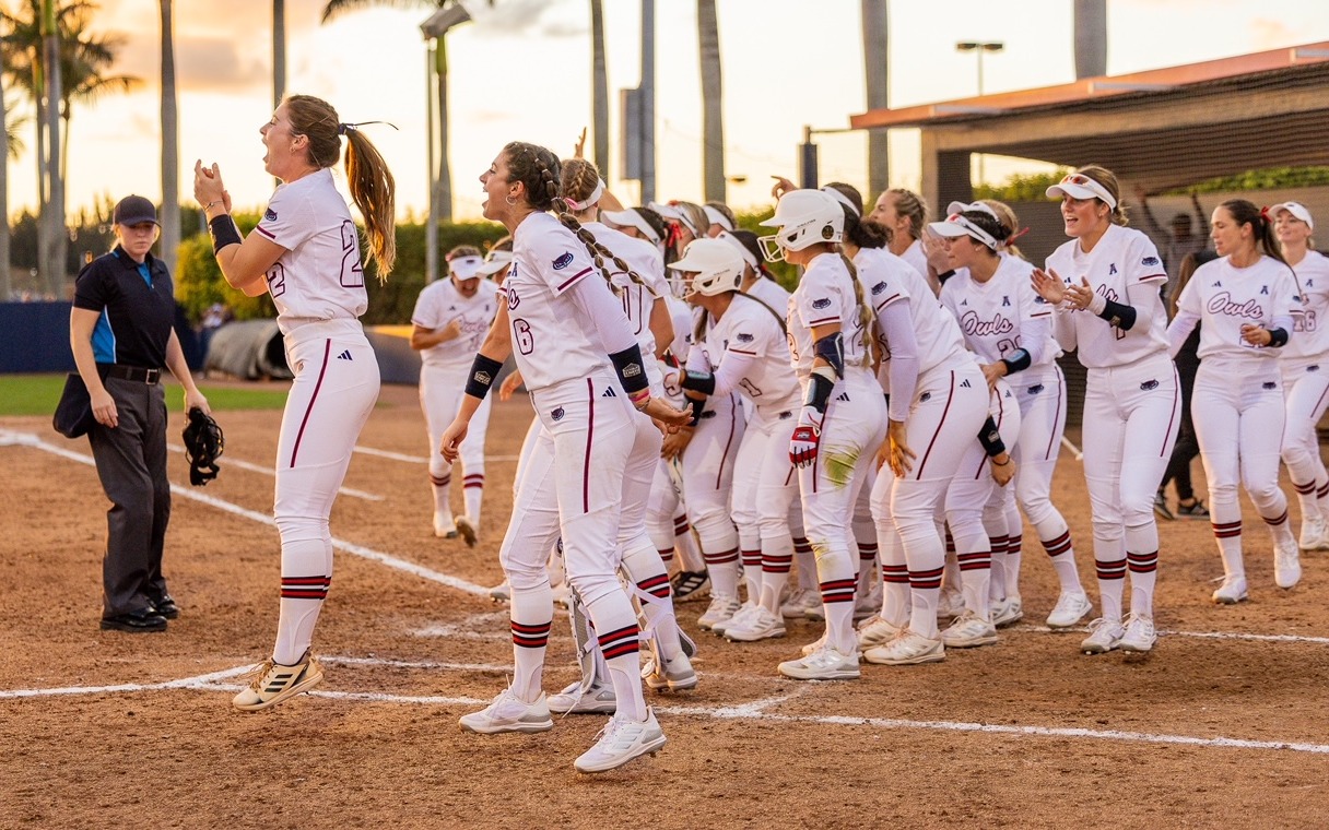 Night of Relief, Owls Split - Florida Atlantic University Athletics
