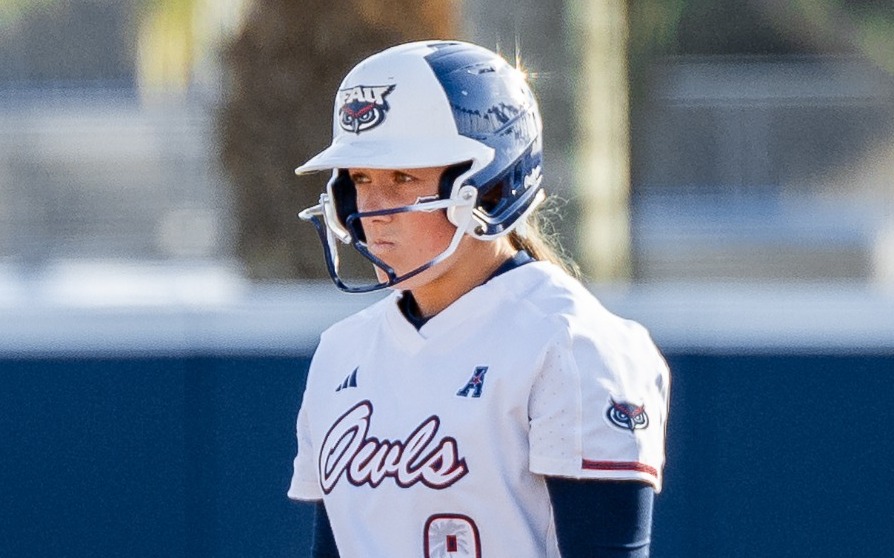 Softball Clinch UTSA Series - Florida Atlantic University Athletics