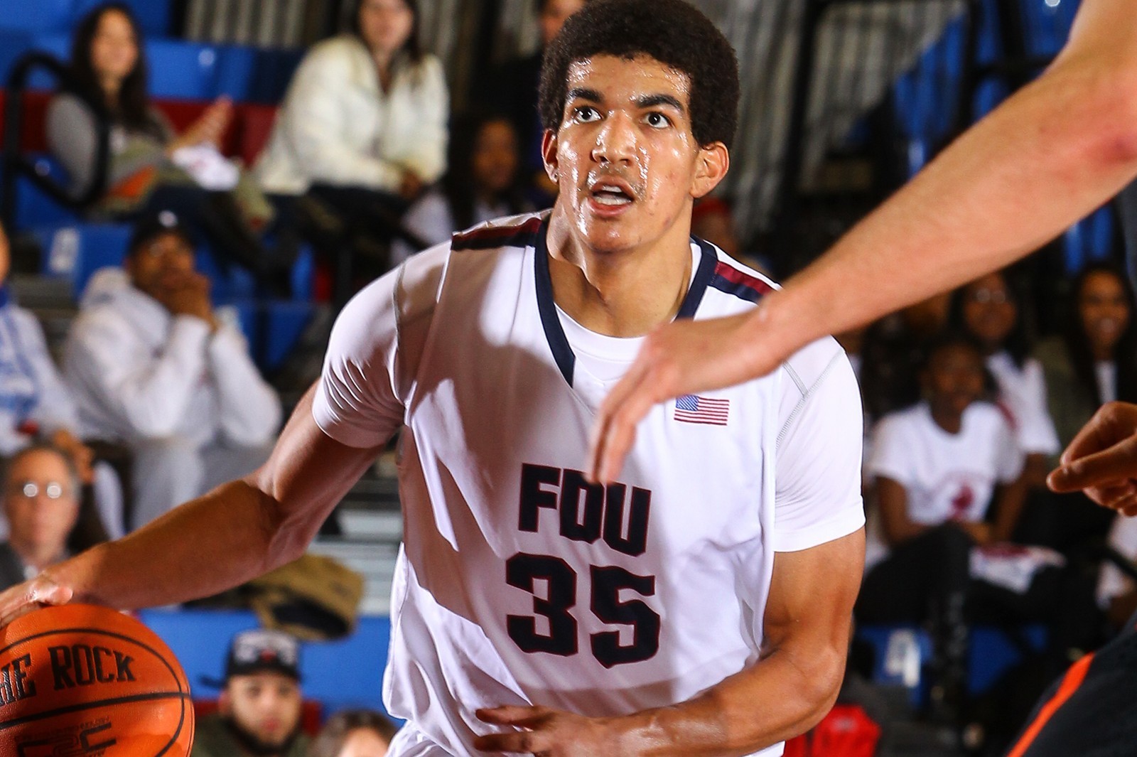 Darius Stokes - 2014-15 - Men's Basketball - FDU Knights Athletics