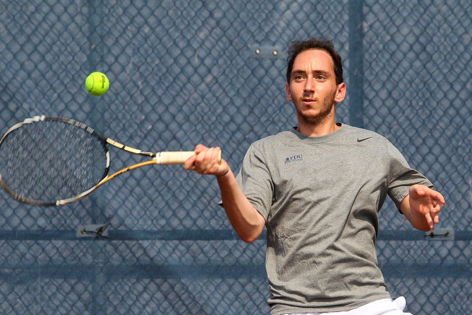 Diogo Garnel - 2016-17 - Men's Tennis - FDU Knights Athletics