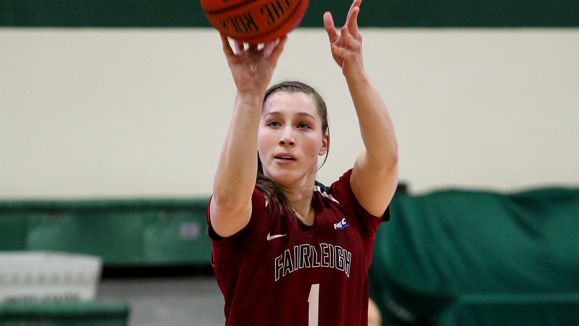 Comly Passes 1,000 Career Points At Mount - FDU Knights Athletics