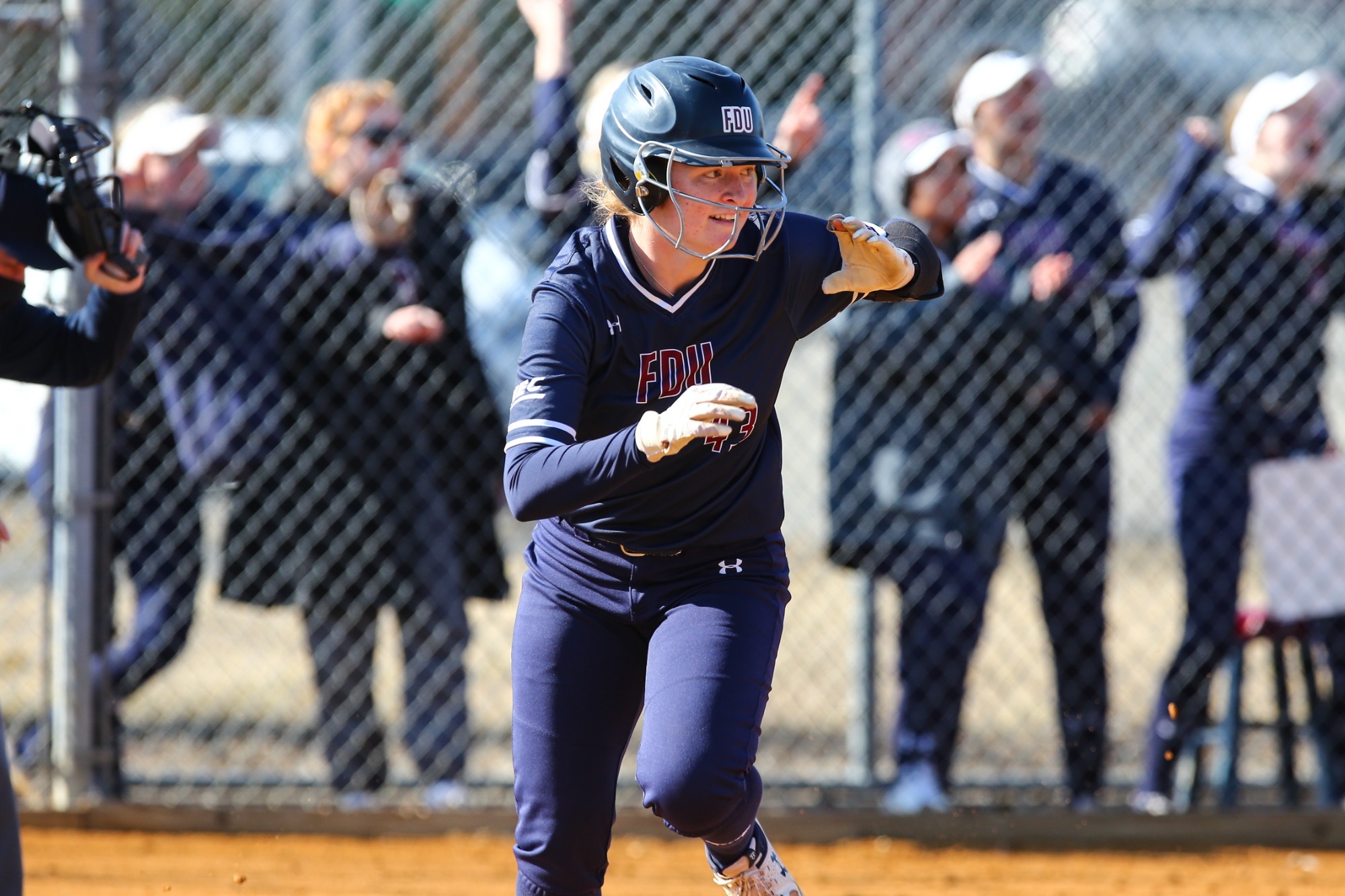 Softball Sweeps Sacred Heart - FDU Knights Athletics