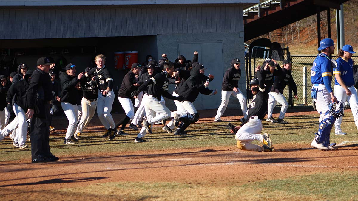 Panthers Post Walk-Off Win Over Alfred State Again - Ferrum College