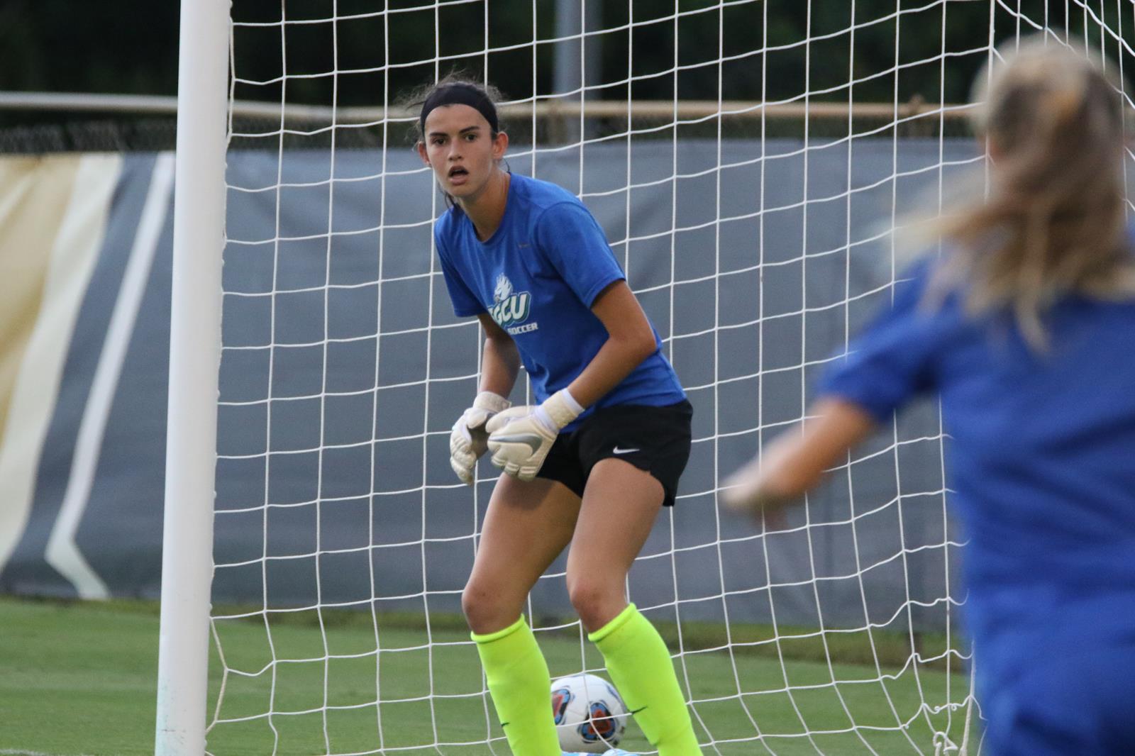 Stephanie Starr - 2019 - Women's Soccer - FGCU Athletics
