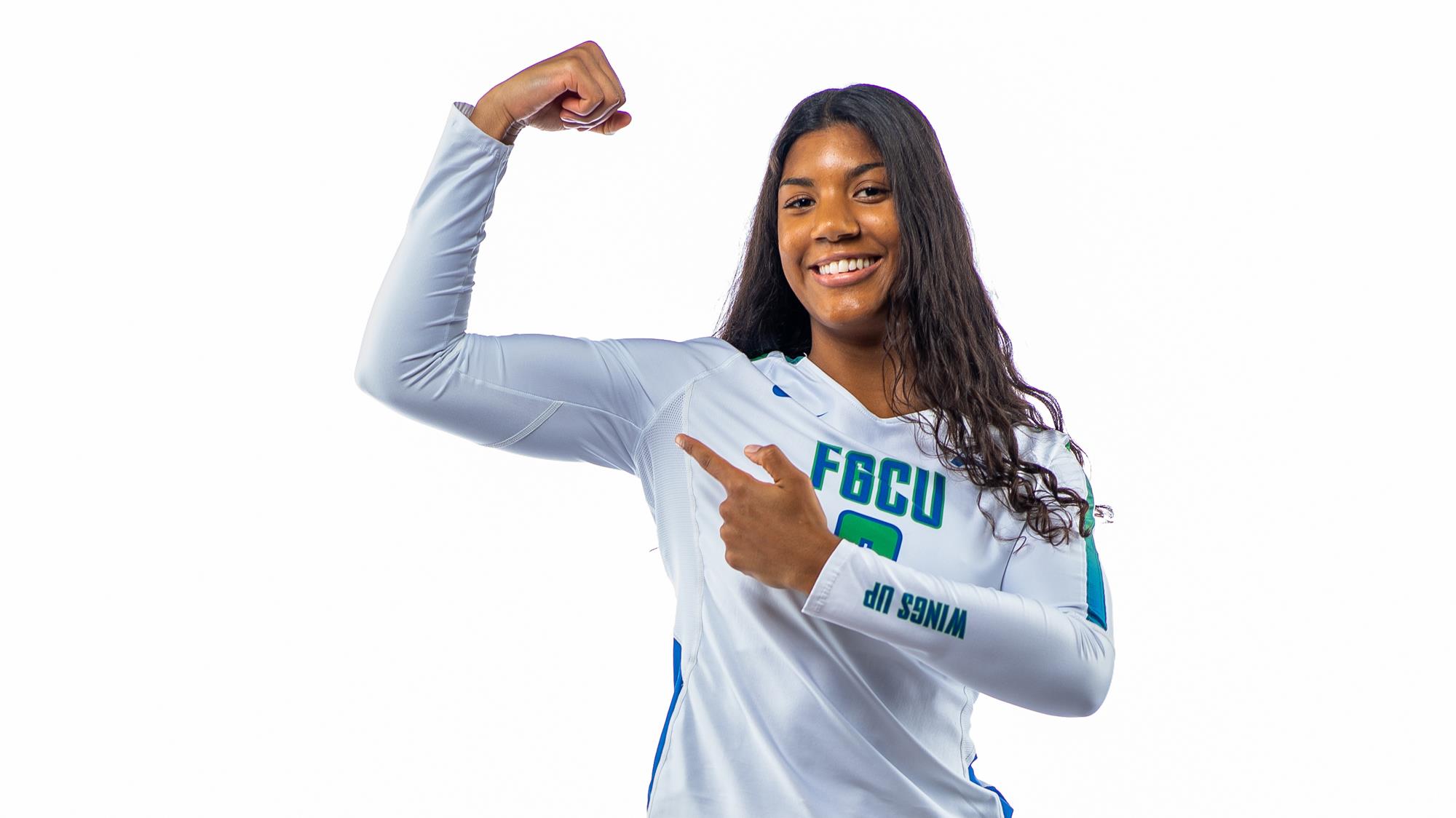 Lauren Clark - 2022 - Volleyball - FGCU Athletics