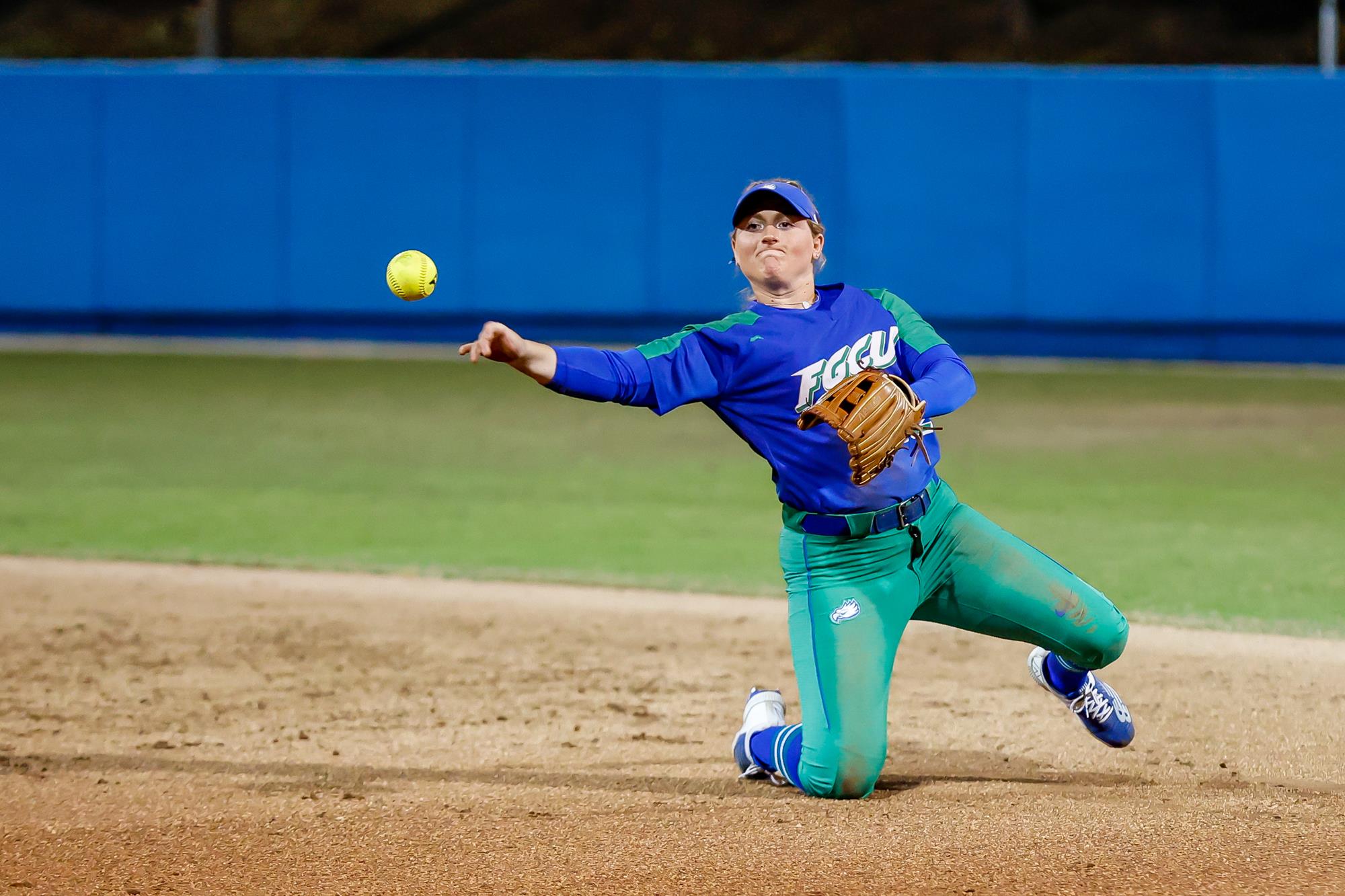 Softball Wins Final ASUN Series At Jacksonville - FGCU Athletics